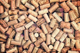 Uncorking the 5 Main Types of Wine Corks