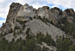 Best Midwest & Dakotas Road Trip Itinerary and Travel Guide