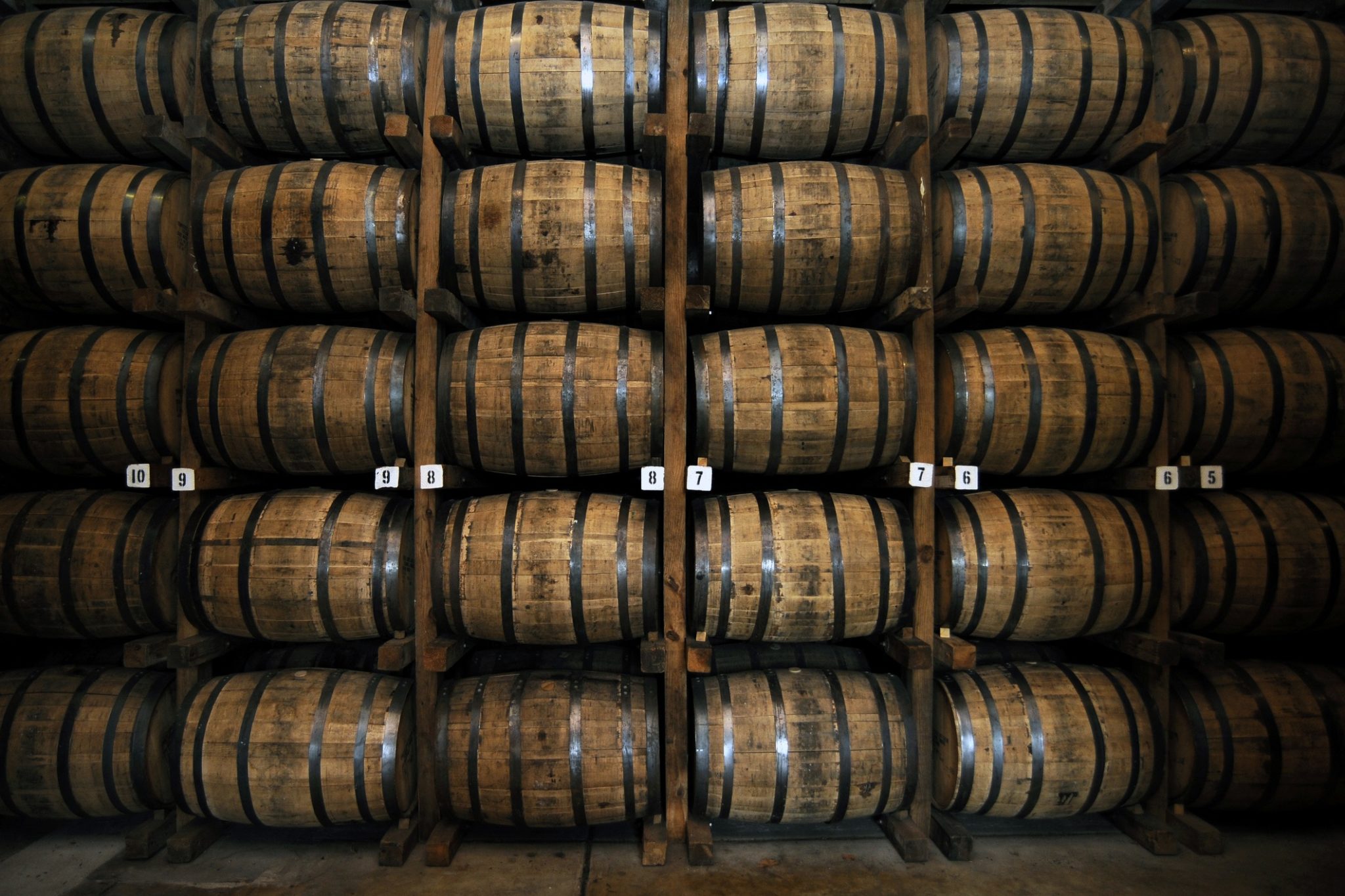15 Best Tennessee Whiskey Distilleries & Tours for 2025